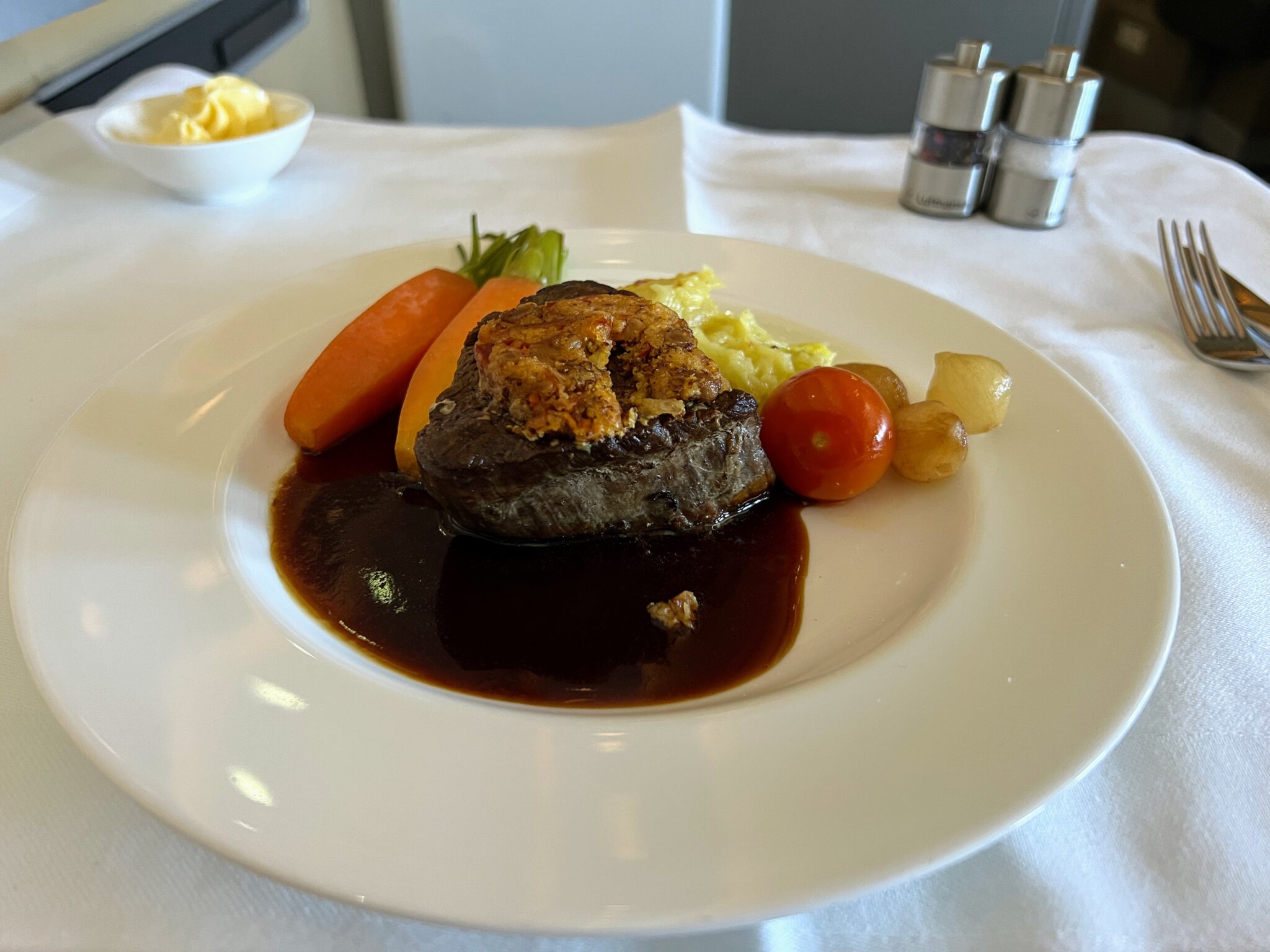Review: Lufthansa First Class Munich to Boston – milenomics.com